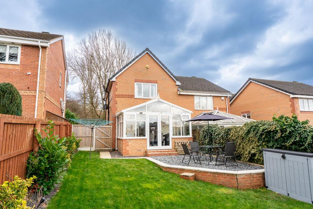 Fisher Way, Heckmondwike, WF16 3 bed semi-detached house for sale - £ ...