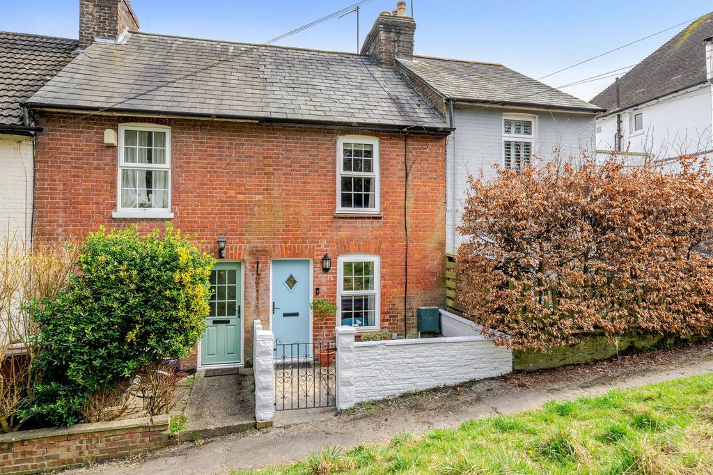Apsley Street, Rusthall, Tunbridge Wells 2 bed terraced house - £350,000