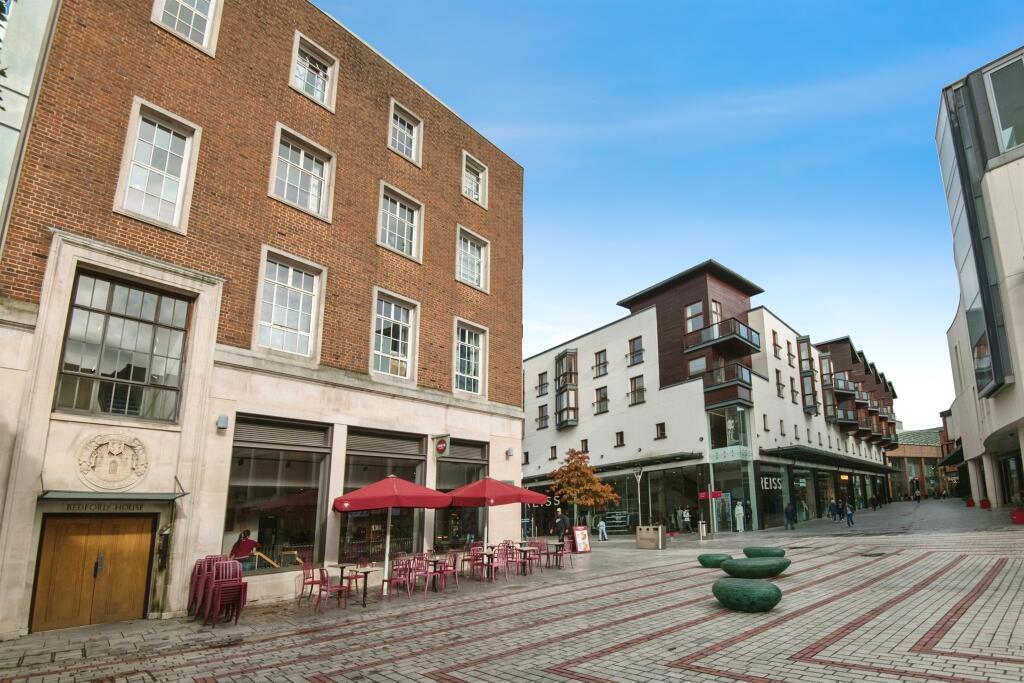 Princesshay Square, Exeter, EX1 1 bed flat - £160,000