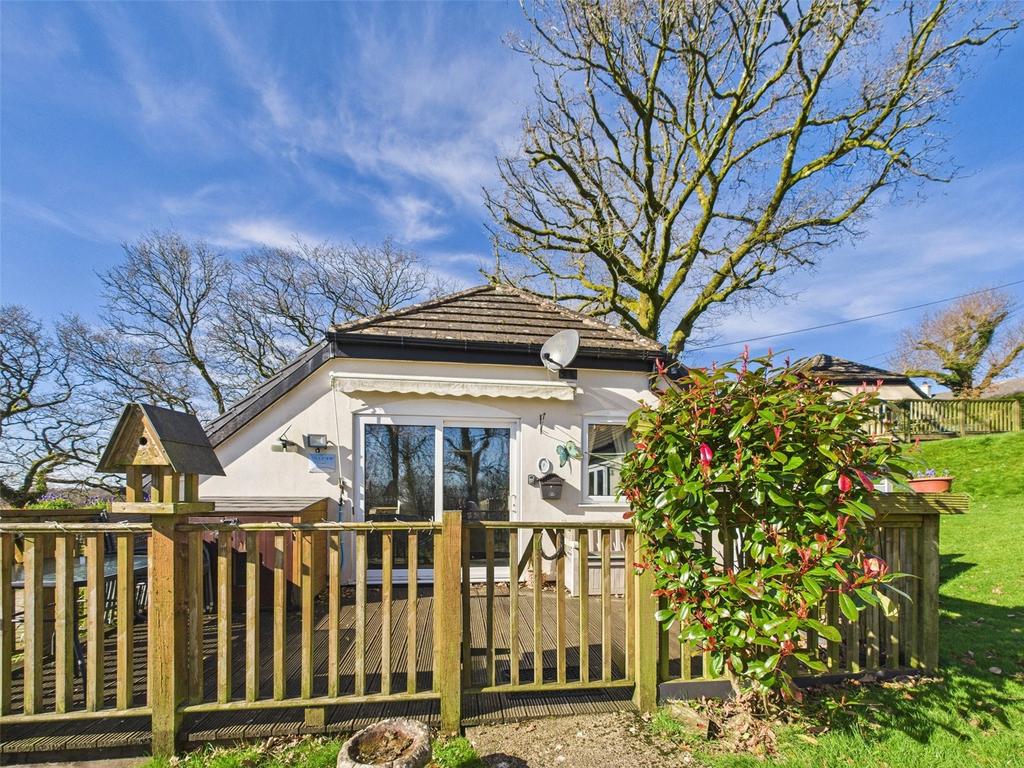 Highampton 2 bed detached house for sale - £70,000
