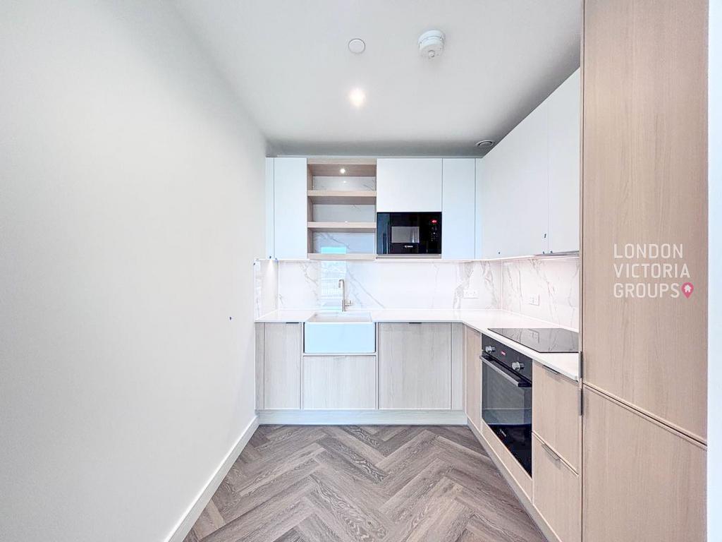 Lindley House, 1 Henshaw Parade, The... 2 bed apartment to rent - £ ...