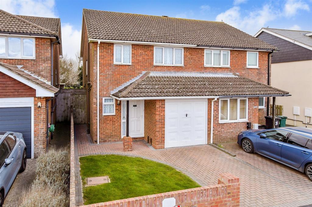 Warren Avenue, Woodingdean, Brighton... 3 bed semi-detached house for ...