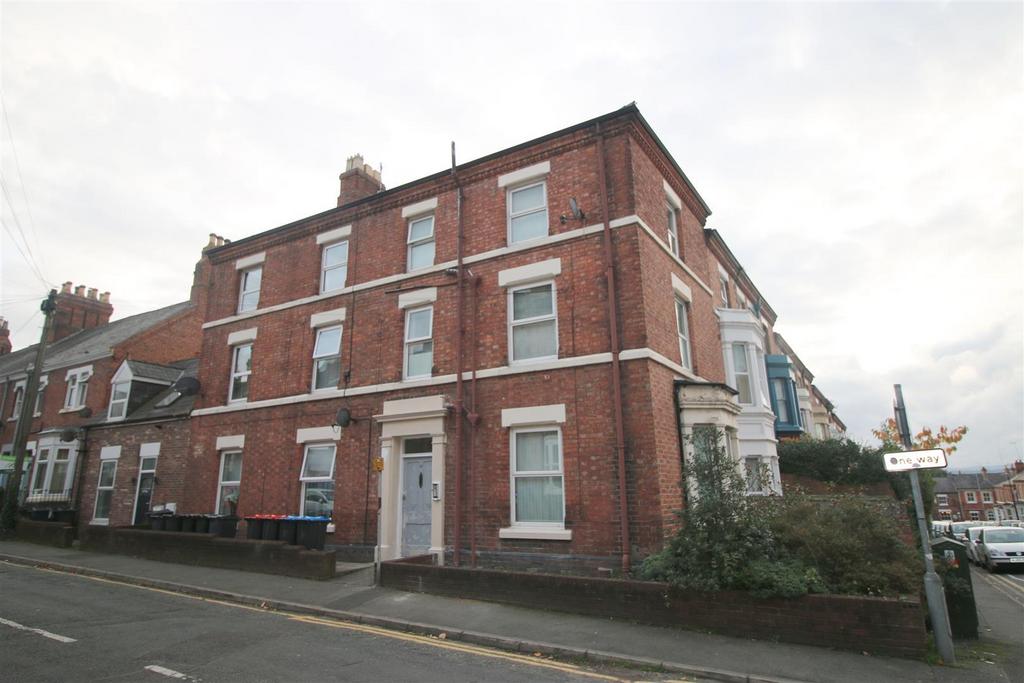 Lorne Street, Chester CH1 1 bed apartment - £750 pcm (£173 pw)