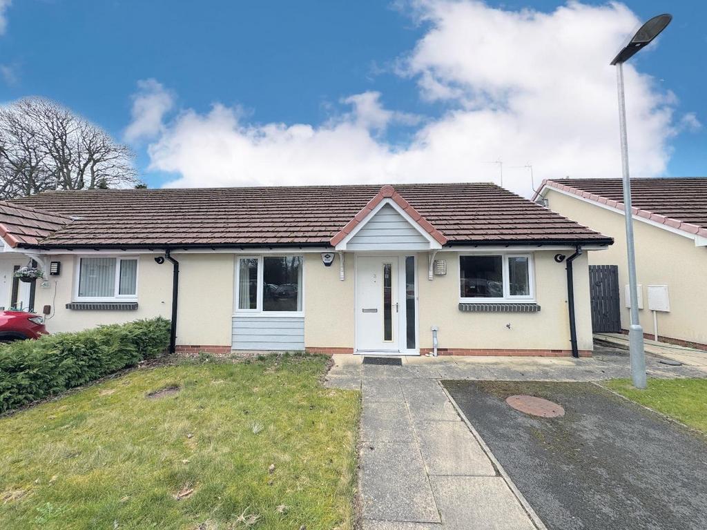 Laverne Walk, Elwick Road, Hartlepool 2 bed semi-detached bungalow for ...