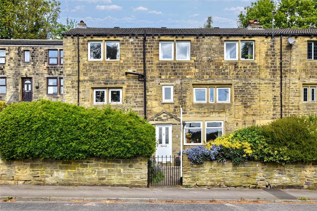 Hough Side Road, Pudsey, West Yorkshire 6 bed end of terrace house for ...
