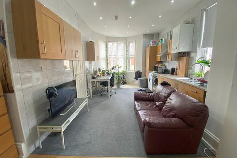 Studios To Rent In Cardiff | OnTheMarket
