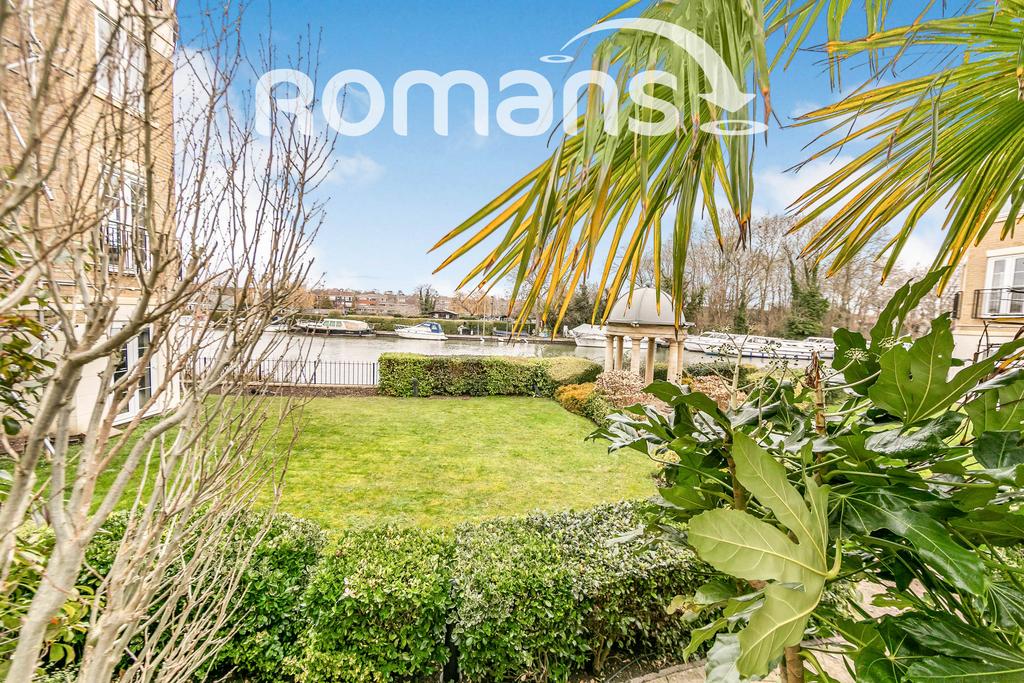 Regents Riverside, Brigham Road... 2 bed flat - £1,500 pcm (£346 pw)