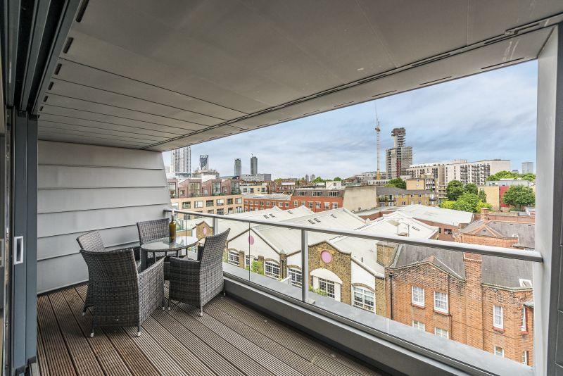 Eliza House, Glasshill Street, London... 2 bed apartment - £825,000