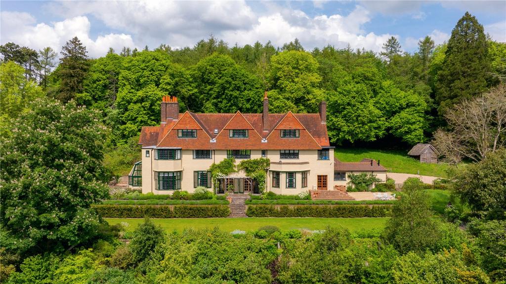 Great Missenden, Buckinghamshire, HP16 7 bed detached house for sale ...