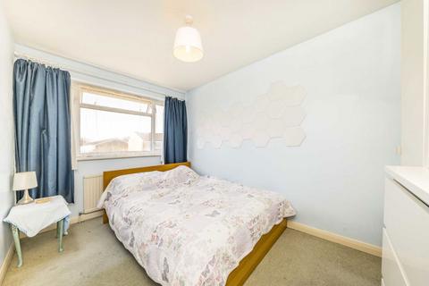Houses for sale in Shepperton | OnTheMarket
