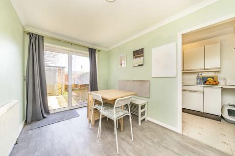 Houses for sale in Shepperton | OnTheMarket