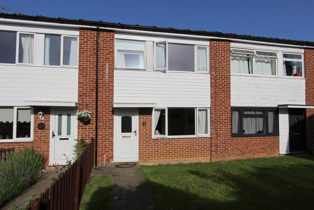 Rowley Furrows, Linslade 3 bed house - £1,350 pcm (£312 pw)