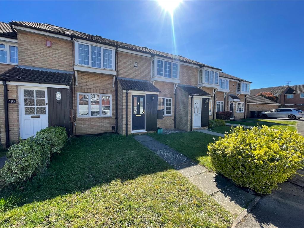 Claverley Green - Wigmore - 2 bedroom 2 bed terraced house - £1,300 pcm ...