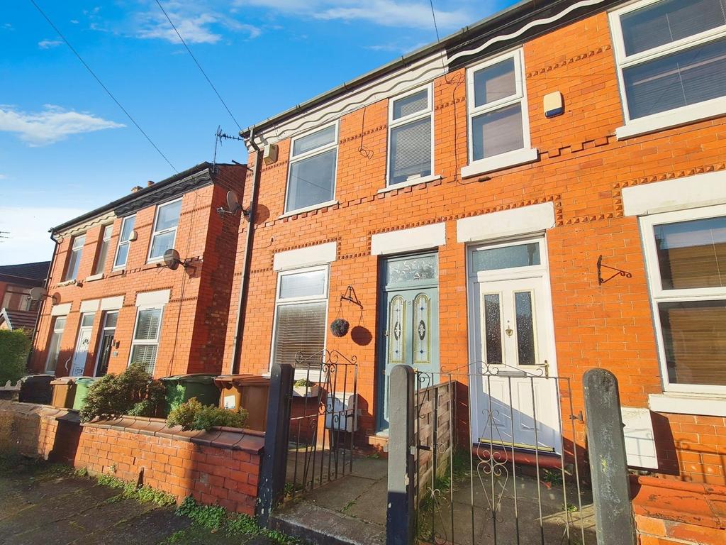 Beechwood Avenue, South Reddish... 2 bed semi-detached house - £1,050 ...