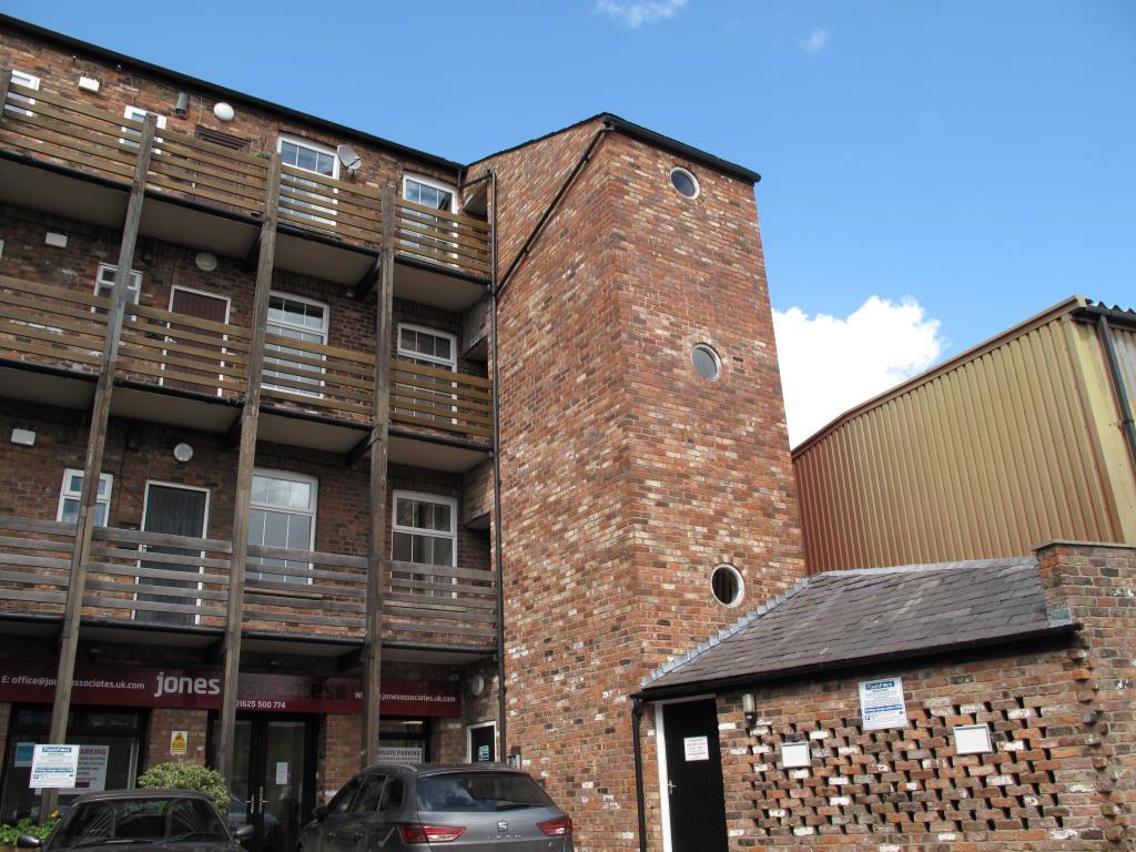 Chestergate, Macclesfield SK11 1 bed flat - £650 pcm (£150 pw)