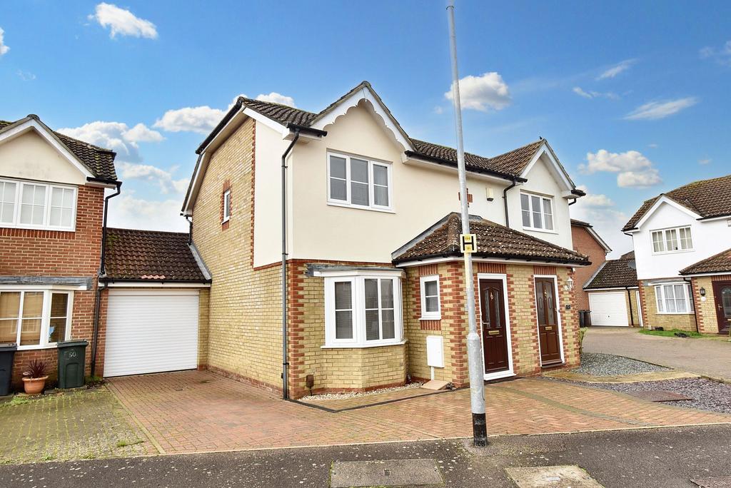 Manor House Drive, Ashford TN23 3 bed property to rent - £1,650 pcm (£ ...