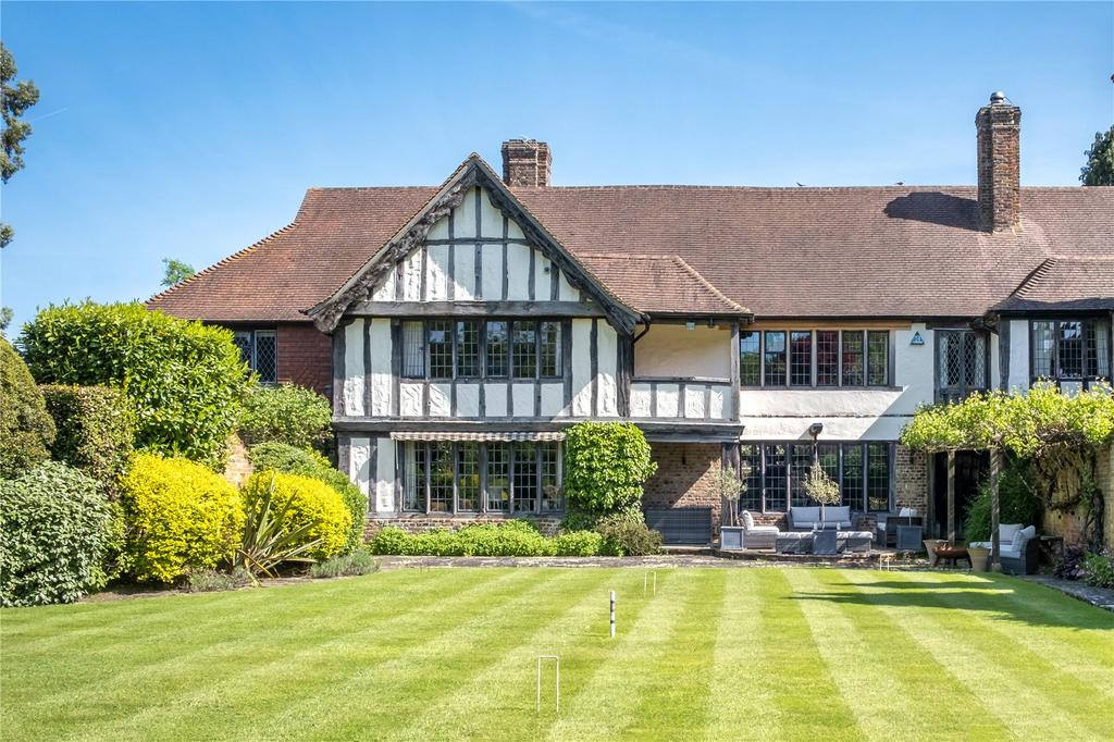Lordings Road, Billingshurst, West... 7 bed semi-detached house for ...