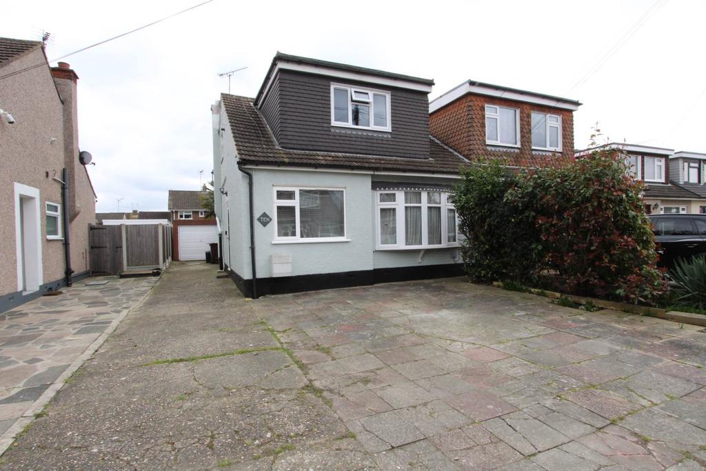 Lewes Way, Thundersley 3 bed semi-detached house - £415,000
