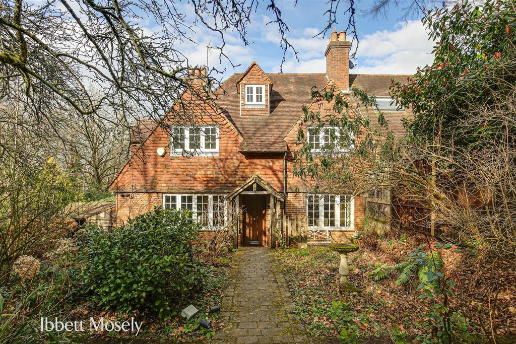 Chart Lane, Brasted Chart TN16 3 bed cottage for sale - £700,000