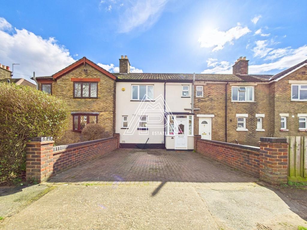Hall Road, Aveley, South Ockendon... 3 bed terraced house - £425,000