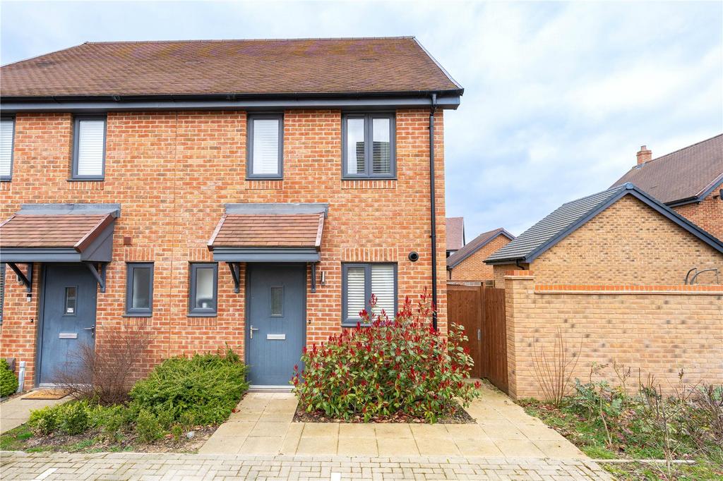 The Stirrups, Barming, Maidstone, ME16 2 bed semi-detached house - £325,000