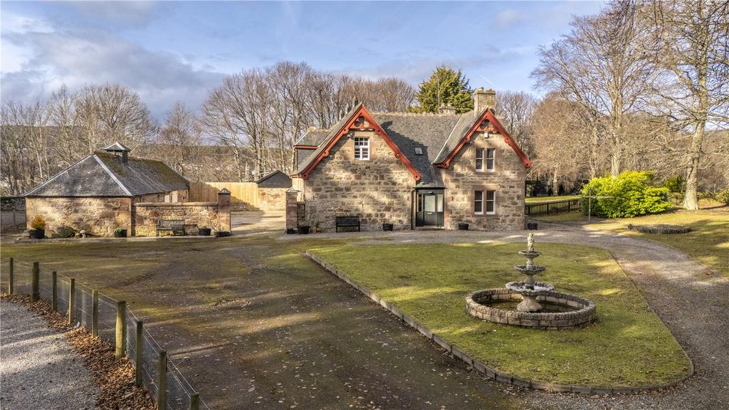 Fyrish Cottage, Dalmore, Alness... 2 bed semi-detached house - £315,000