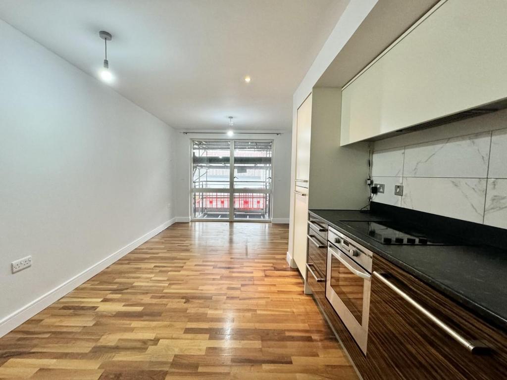 15 The Boulevard, Birmingham B5 1 bed apartment - £900 pcm (£208 pw)