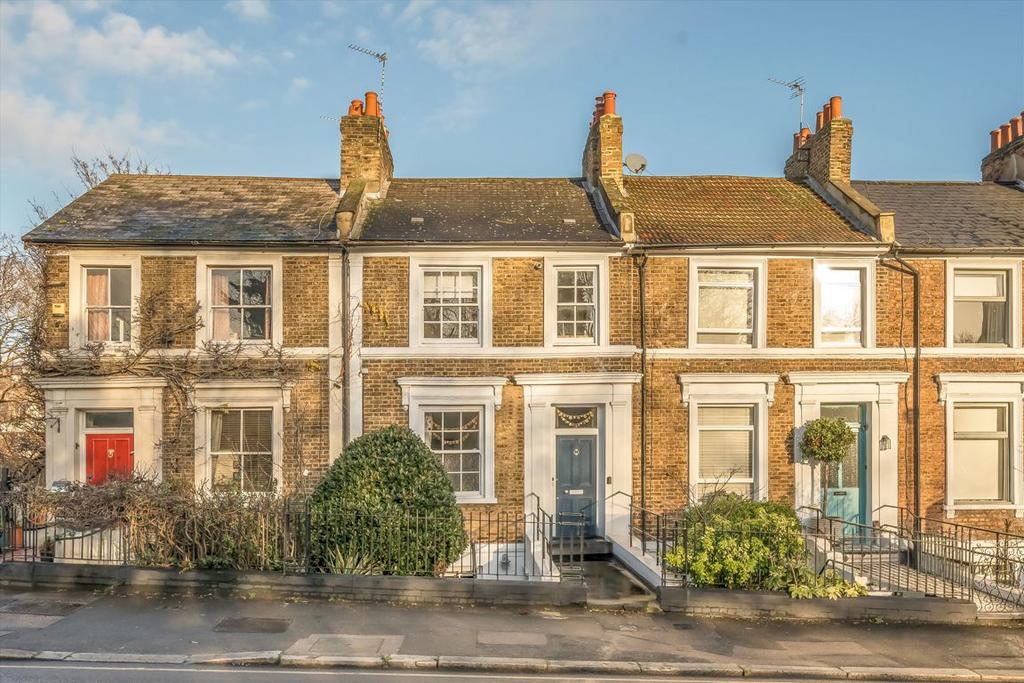 Ladywell Road, London SE13 2 bed flat to rent - £1,800 pcm (£415 pw)