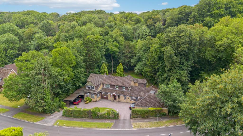 Valley Road, Rickmansworth, WD3 6 bed detached house for sale - £1,650,000
