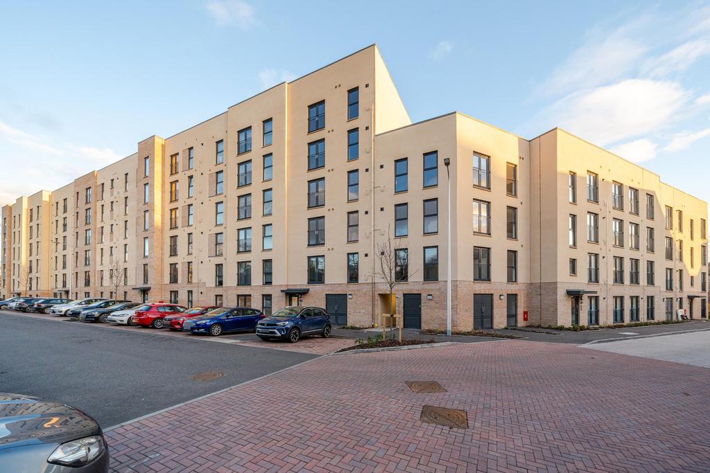 Kilpatrick Grove, Bonnington... 2 bed flat - £1,400 pcm (£323 pw)