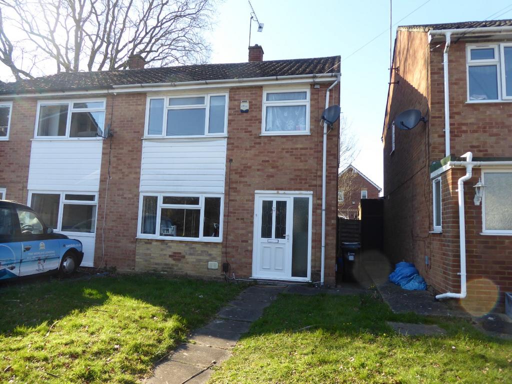Lambourne Gardens, Earley, Reading... 3 bed semi-detached house - £ ...