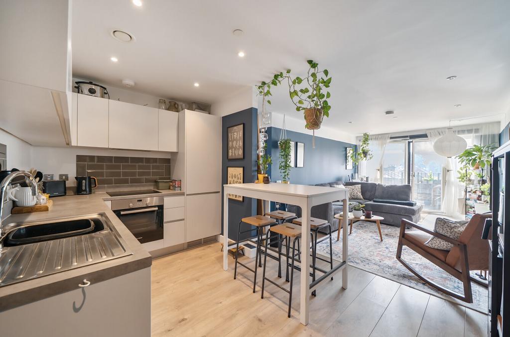 Mandrel House, 10 Old Barn Lane... 1 bed flat - £84,000