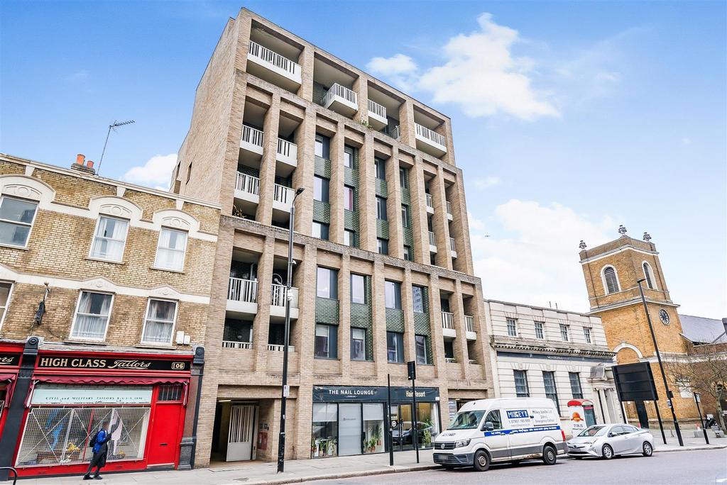 Wandsworth High Street, SW18 2 bed flat for sale - £520,000