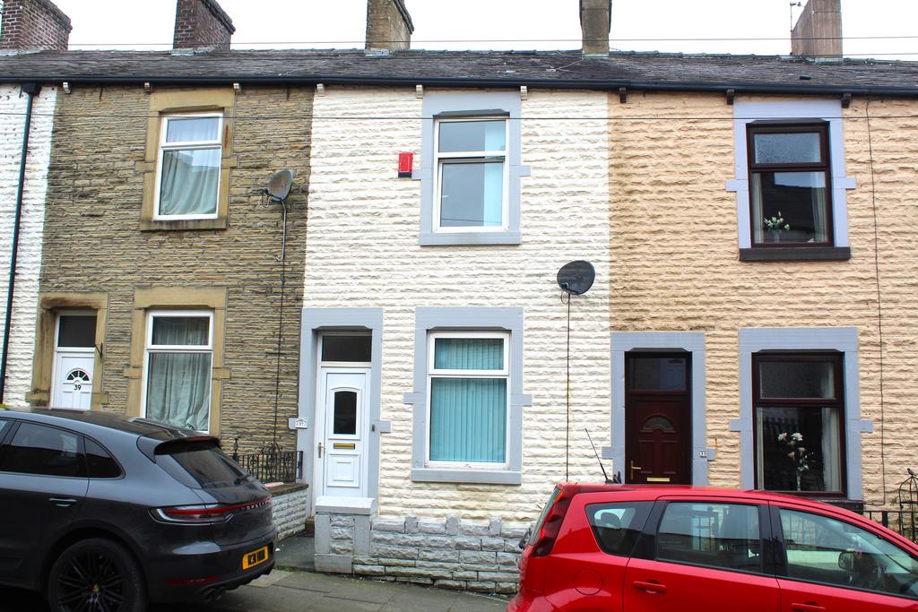 Berry Street, Burnley, BB11 2 bed terraced house - £695 pcm (£160 pw)