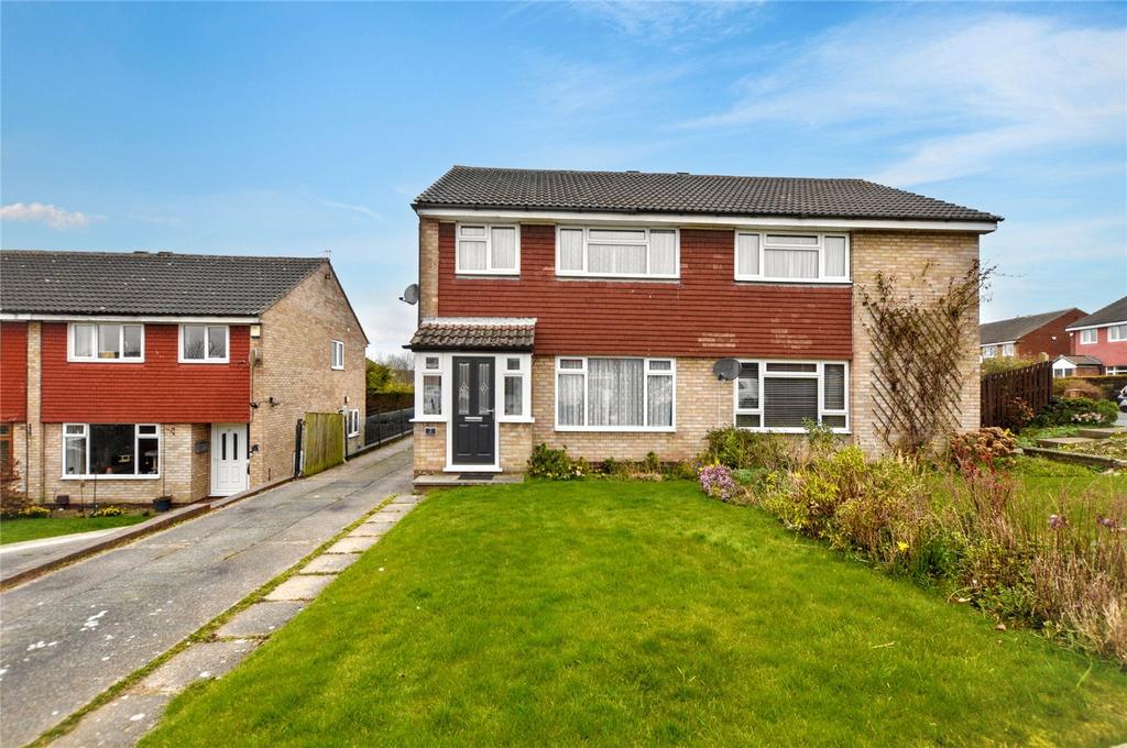 Wood Mount, Rothwell, Leeds, West... 3 bed semi-detached house for sale ...