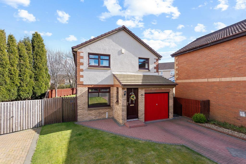 Windsor Gardens, Hamilton, ML3 3 bed detached house - £200,000