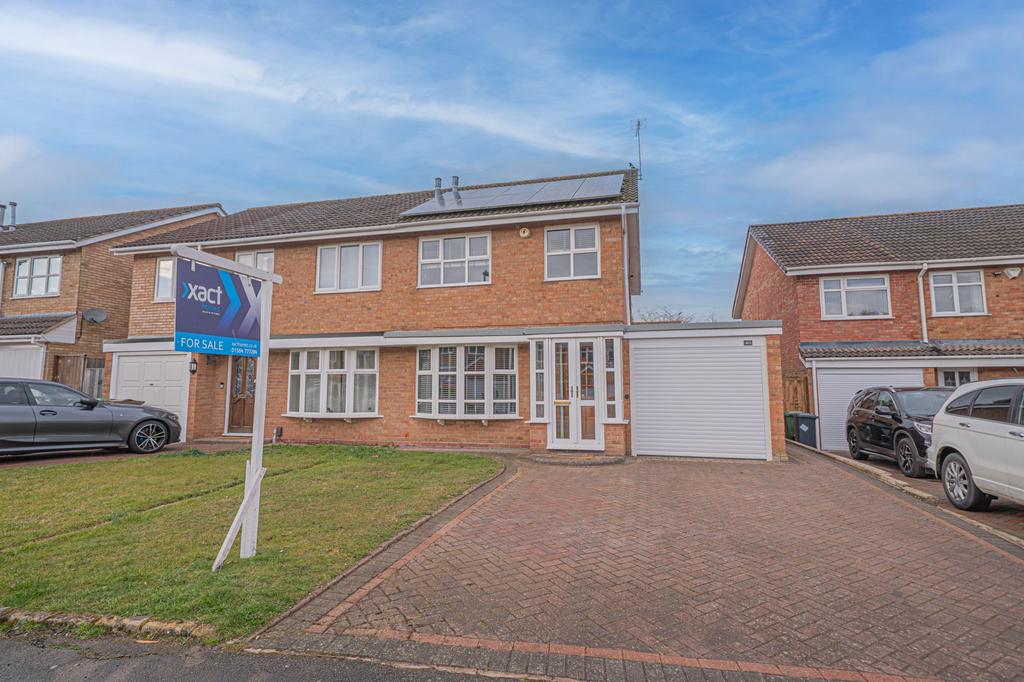 Landor Road, Knowle, B93 3 bed semi-detached house for sale - £500,000