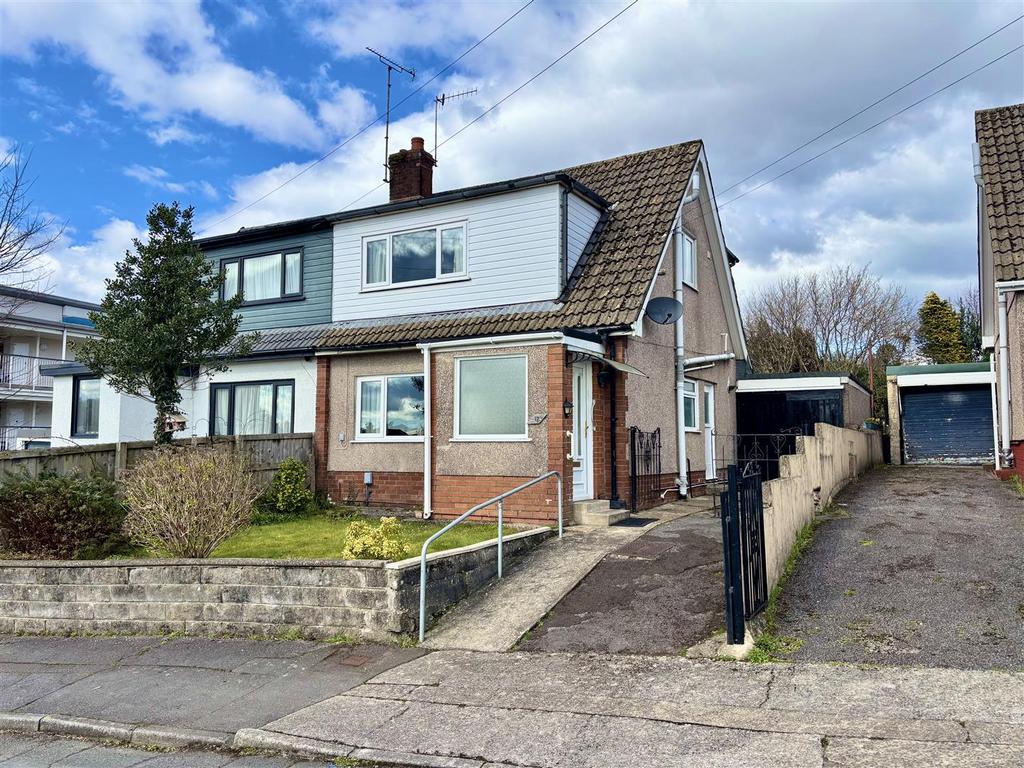 Sketty Park Close, Sketty, Swansea 2 bed semi-detached house for sale ...