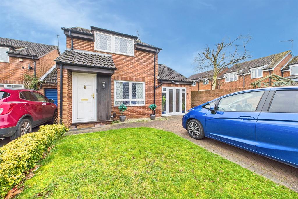 Hawkedon Way, Lower Earley, Reading... 3 bed detached house - £2,000 ...