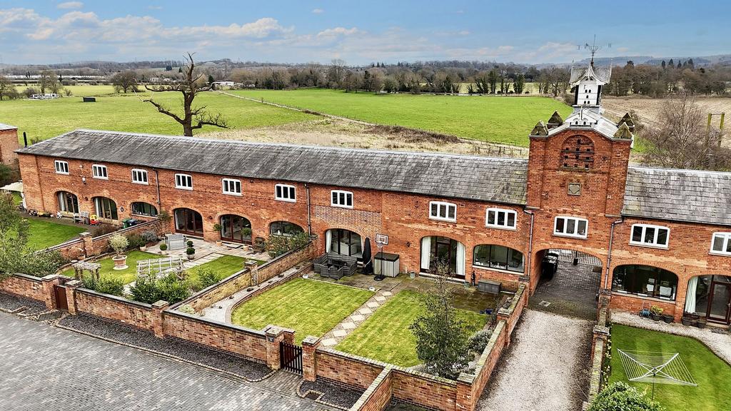 Tixall Court, Tixall, ST18 4 bed barn conversion - £450,000