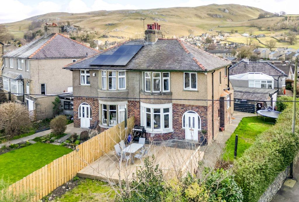 Duke Street, Settle, BD24 3 bed semi-detached house - £339,500