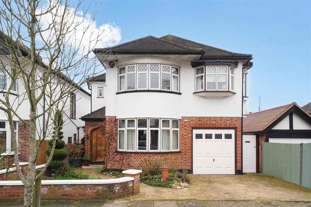 Mulgrave Road, Harrow 4 bed detached house - £3,100 pcm (£715 pw)
