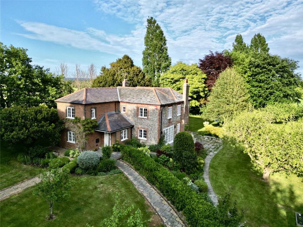 Hoe Lane, Bosham, Chichester, PO18 4 bed detached house for sale - £ ...