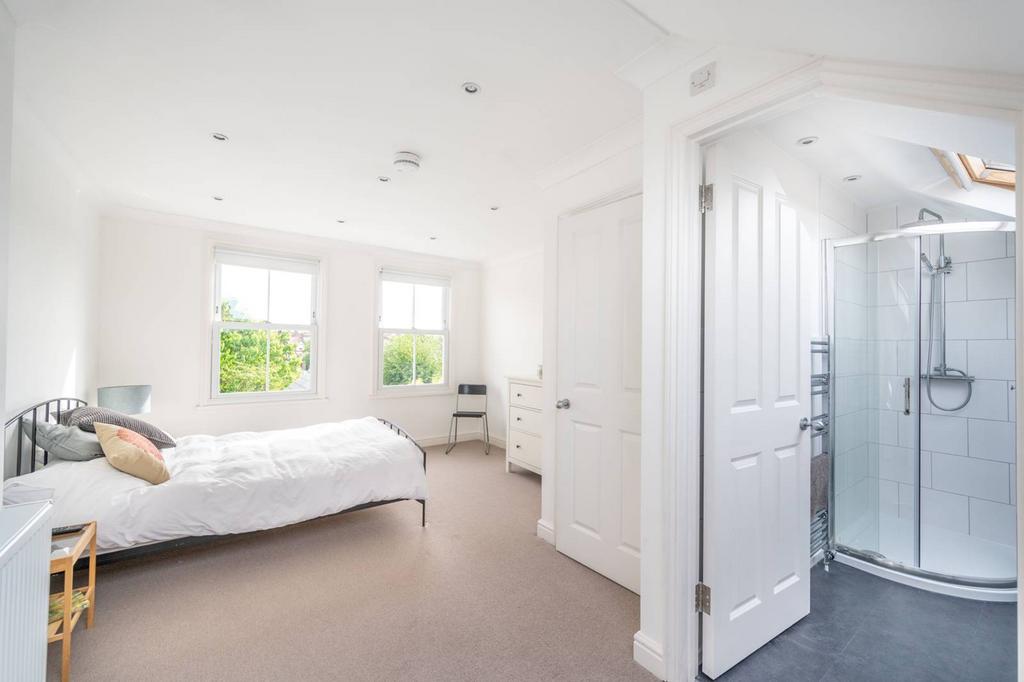 Leghorn Road, Kensal Green, London, NW10 5 bed house to rent - £4,850 ...