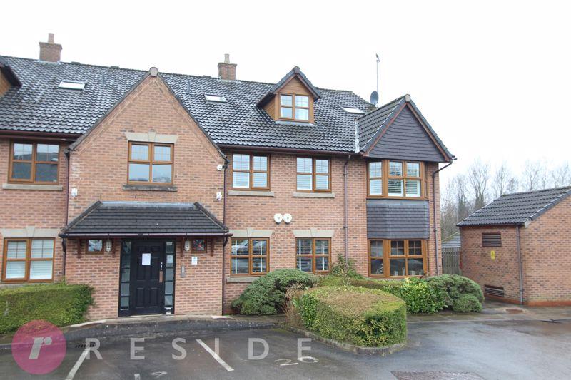 Broad Lane, Rochdale OL16 2 bed apartment to rent - £950 pcm (£219 pw)