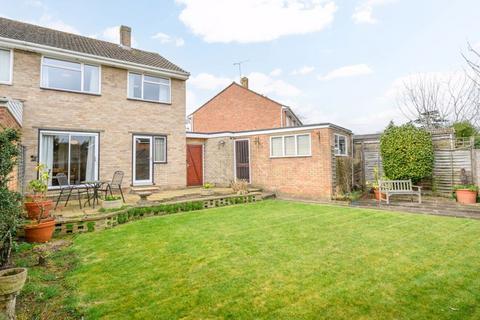 Houses for sale in Addlestone | OnTheMarket