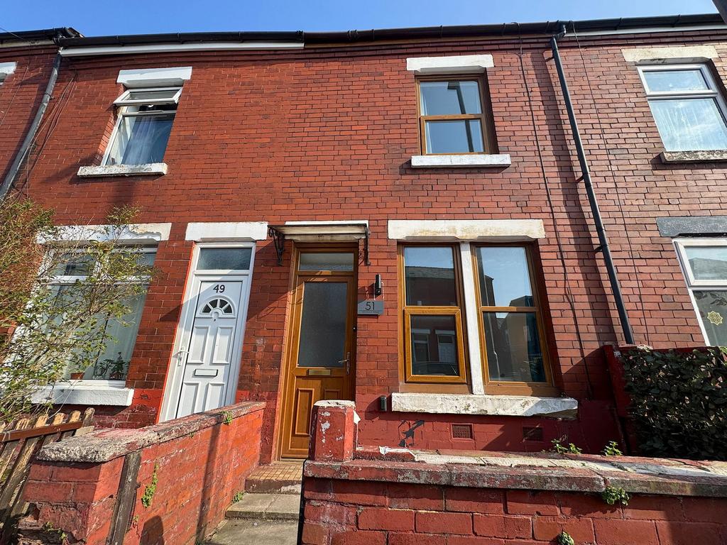 Randolph Street, Manchester M19 2 bed terraced house for sale - £200,000