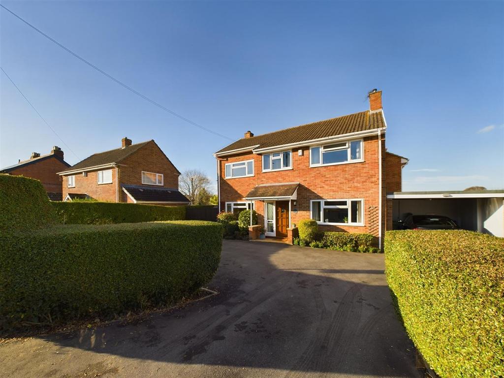 Brookfield Road, Churchdown, Gloucester 4 bed detached house - £650,000