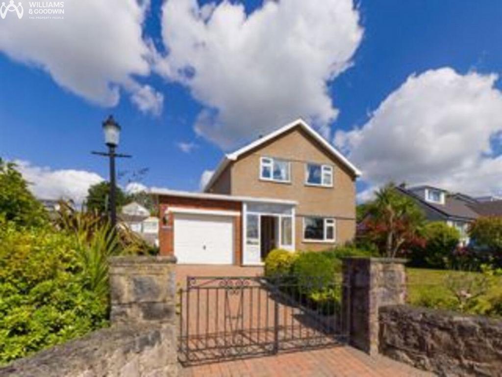 Lon Ganol, Menai Bridge, Anglesey, LL59 3 bed detached house for sale ...