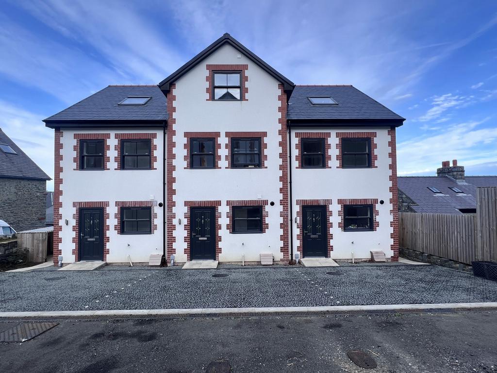 Davids Lane, Penmaenmawr, LL34 3 bed end of terrace house for sale - £ ...